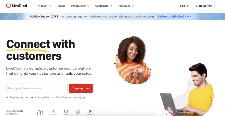 What is Live Chat? Definition, Examples, & How It Works